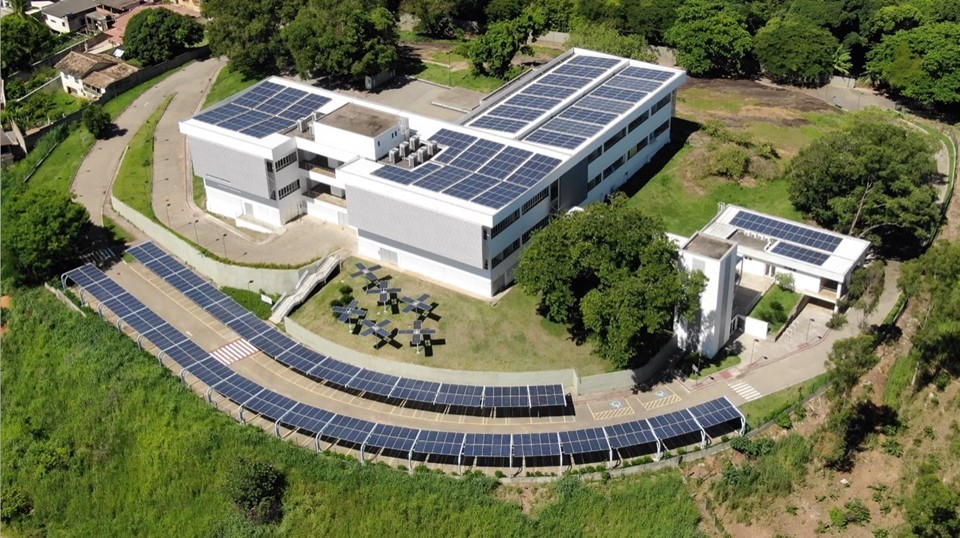 Inaugurada primeira usina para pesquisa de energia fotovoltaica do ...